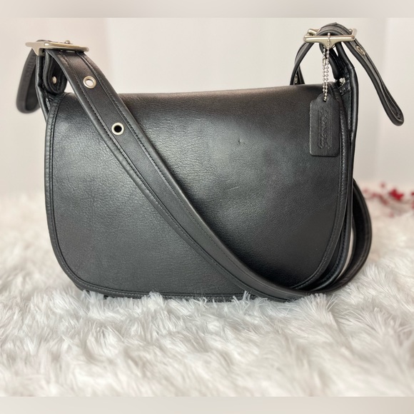 Coach | Bags | Vintage Coach Patricias Legacy Bagblack No 995 | Poshmark